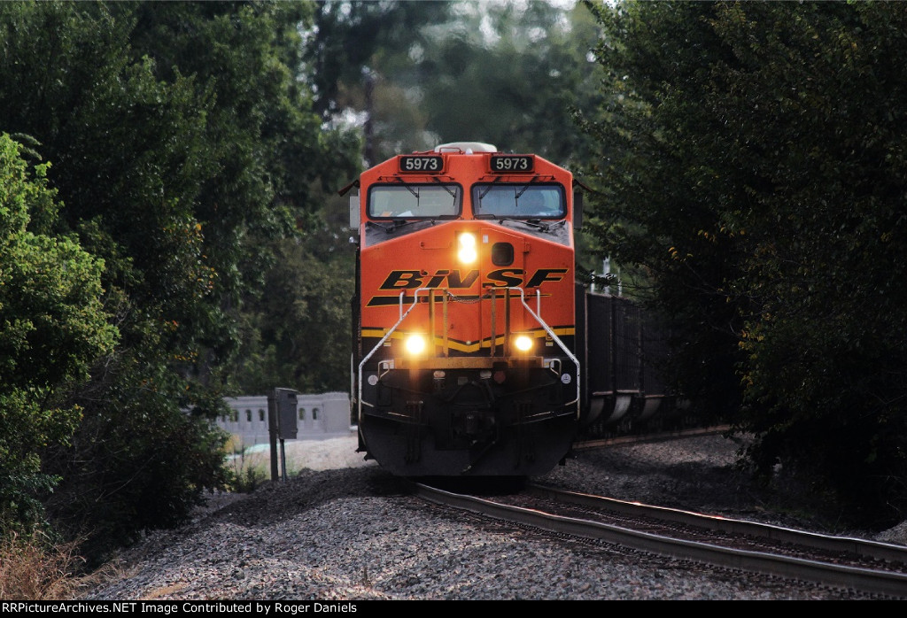 BNSF 5973